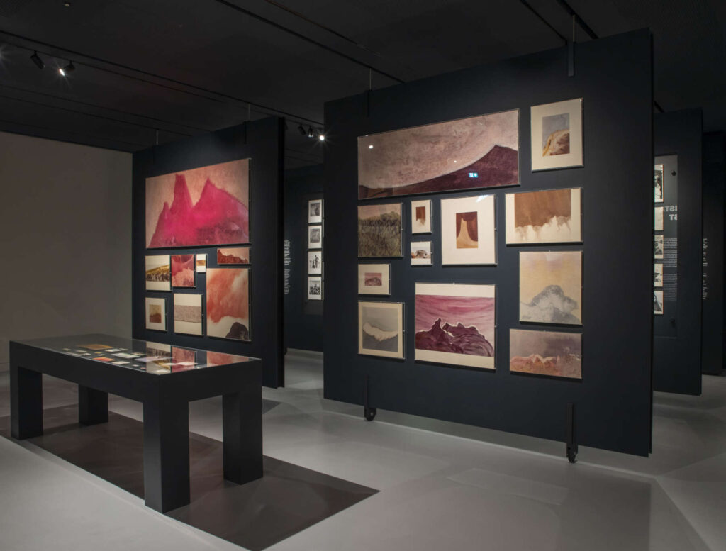 Nemai Ghosh And Antonioni: An Artist Capturing The Maestro