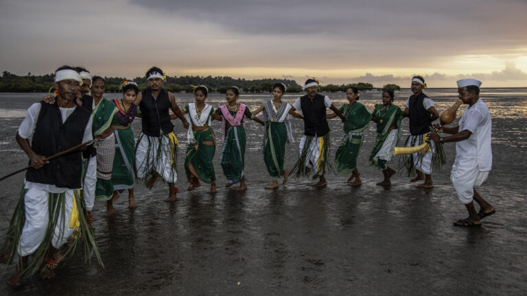 Tarpa Dance Of Palghar In Maharashtra By Amlan Biswas 1